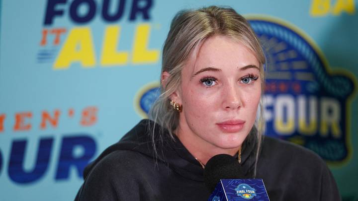 Chloe Kitts Admits 'Embarrassment' Drives South Carolina in UConn ...