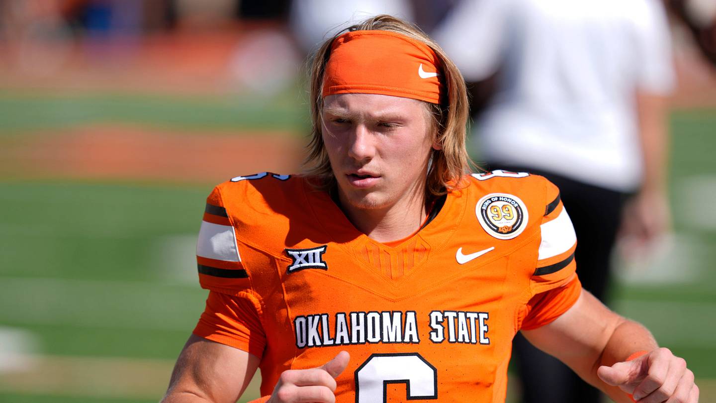Oklahoma State Freshman QB Zane Flores Out For Season