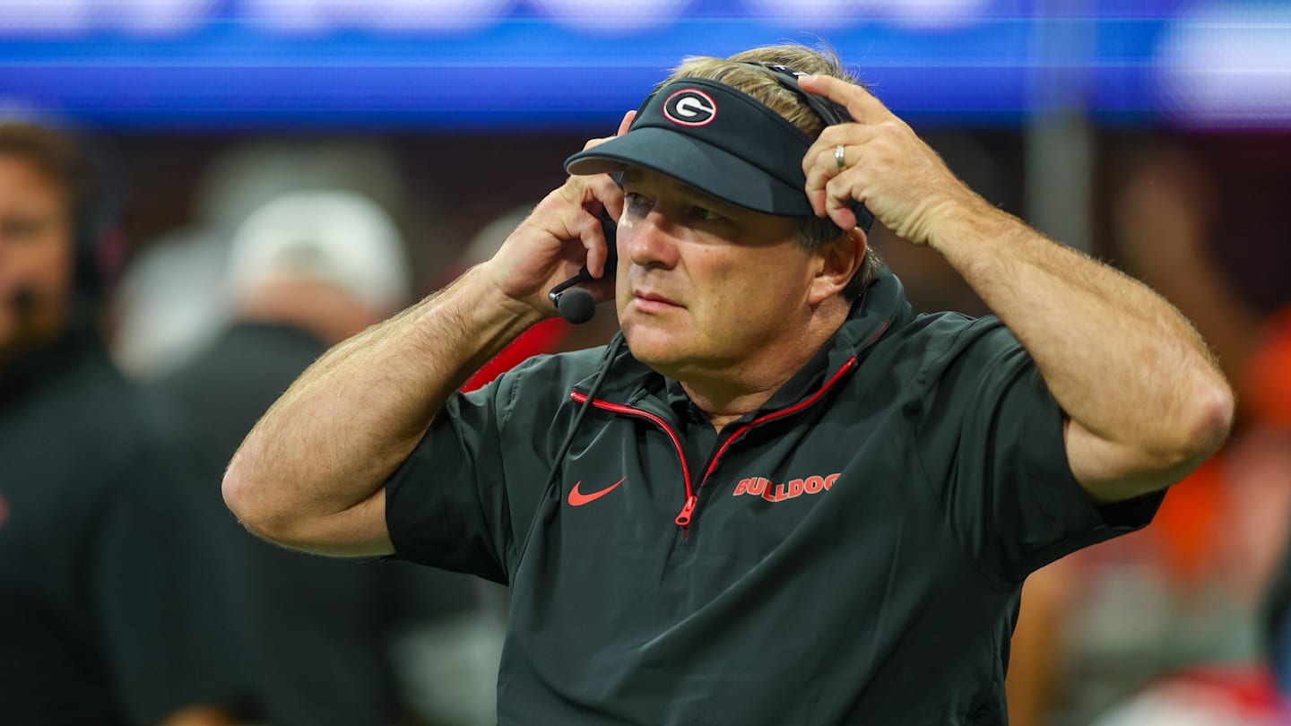 Georgia Bulldogs Offer Texas Longhorns QB Commit Dia Bell