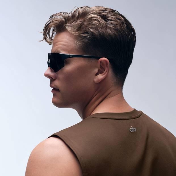 Conquer Campaign: ALO and Joe Burrow Take on the NFL Season