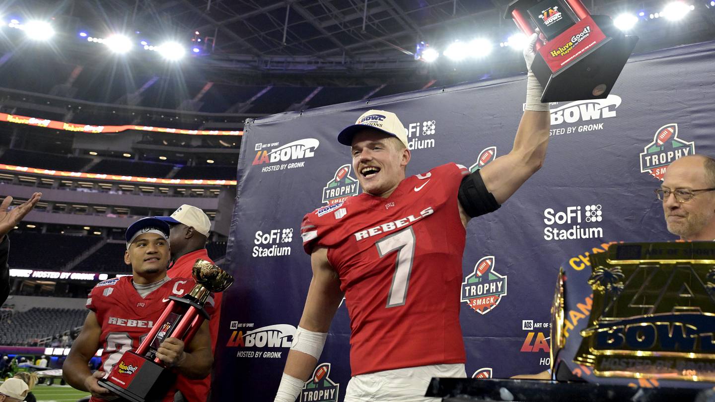 UNLV's Jackson Woodward Eyes 2025 NFL Draft: A Sleeper Prospect with ...