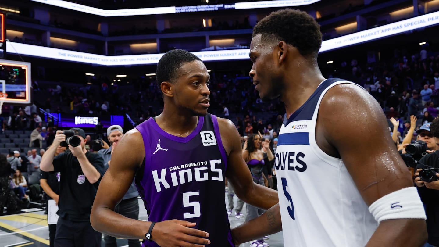 De'Aaron Fox Sends Out Cryptic Instagram Post Amid NBA Trade Rumors