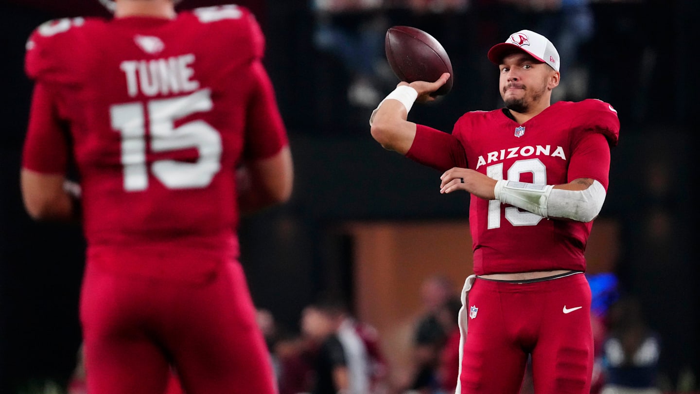 Desmond Ridder Emotional in Return to NFL Locker Room: 'Another ...