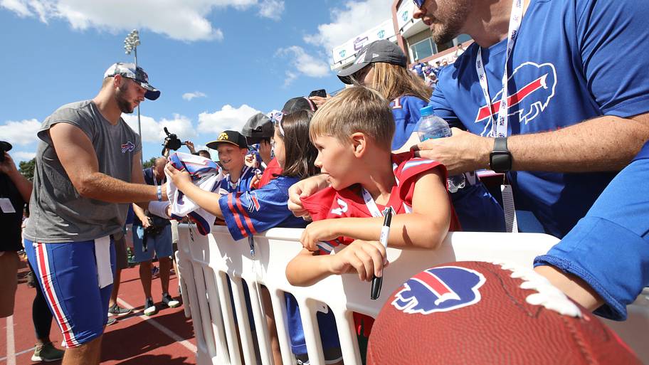 Bills Josh Allen's emotional reaction to MVP congratulations video from ...
