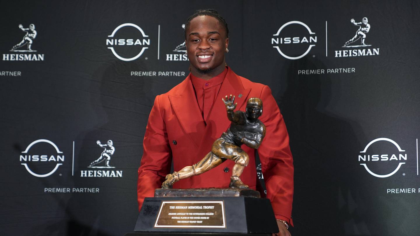 Heisman race between Travis Hunter, Ashton Jeanty tighter than expected