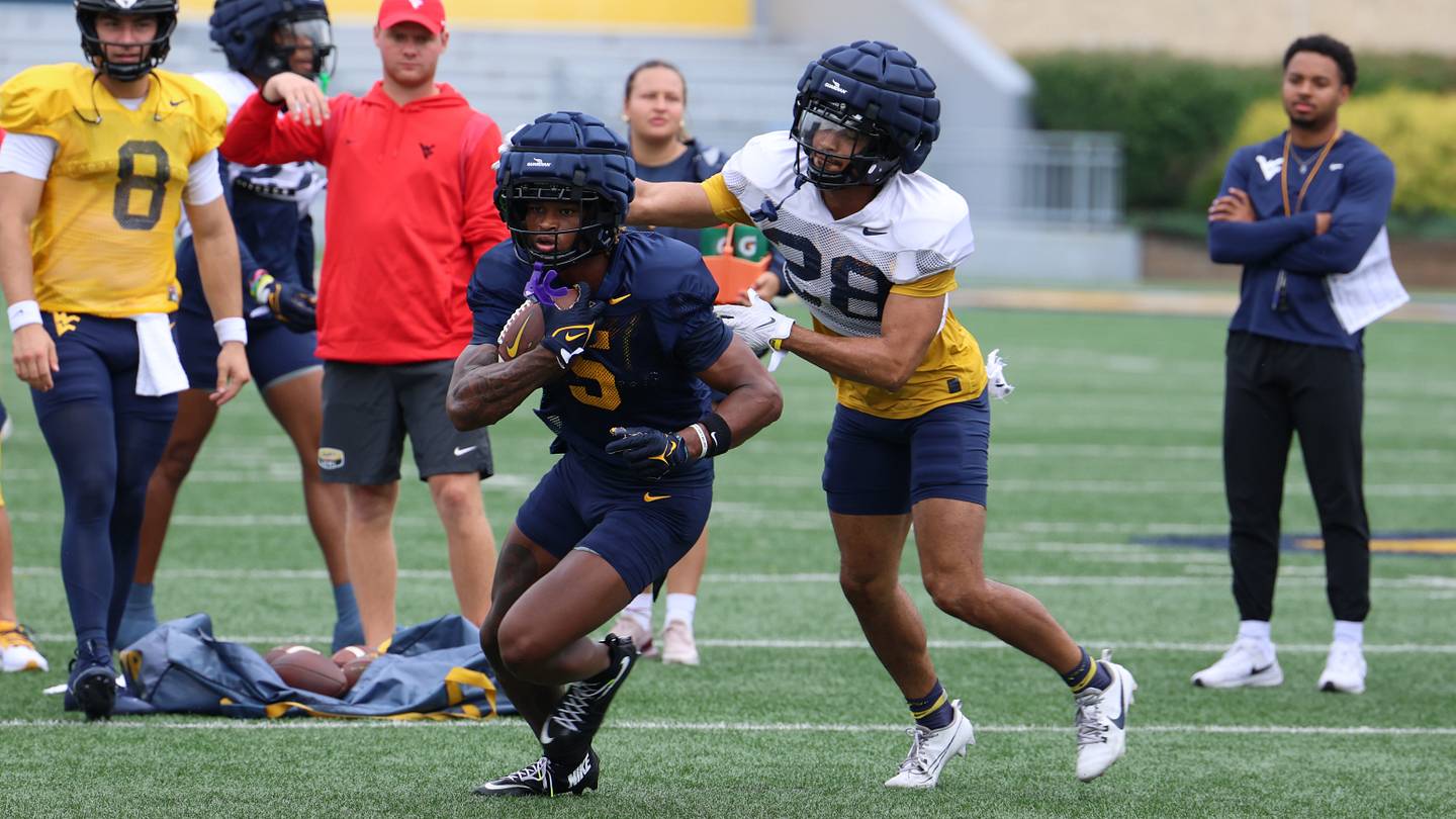 MAILBAG: Replacing Chad Scott, Jaden Bray's Future, QB Battle, Hoops ...