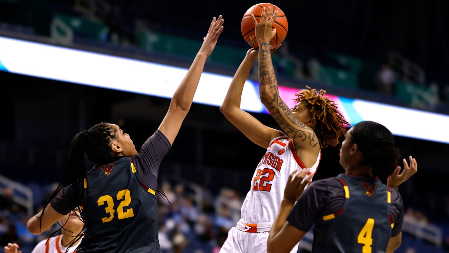 LSU WBB: Tigers To Host Coveted Clemson Transfer for Visit to Baton Rouge