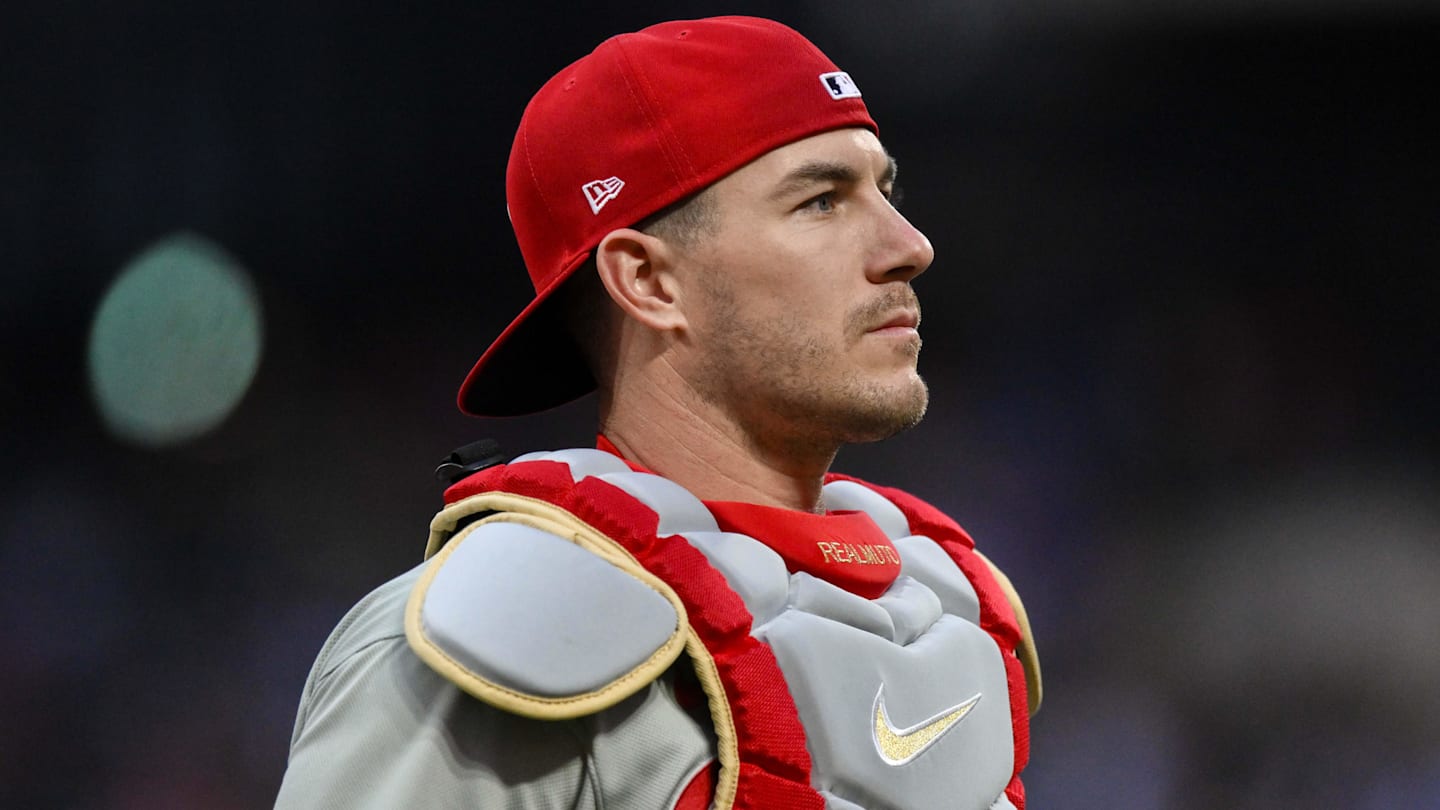 Phillies Star J.T. Realmuto Provides Update on His Current Injury Status