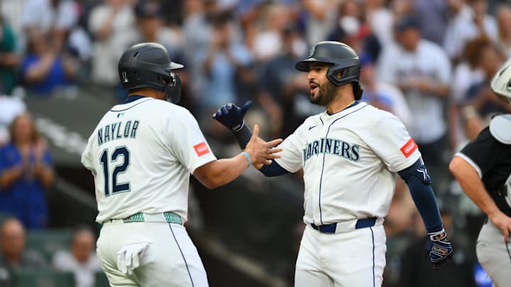 Mariners Should Re-Sign One Blockbuster Trade Pickup, But Not The Other