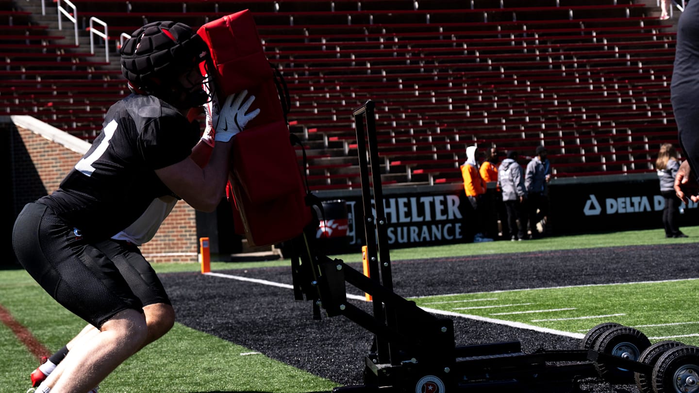 Recruiting Roundup: Cincinnati Offers Four-Star 2027 Quarterback Among ...