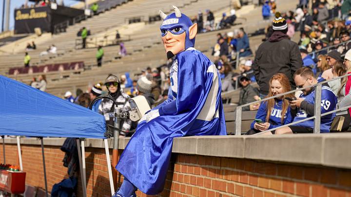Duke Football Target Legend Bey Commits to SEC Program