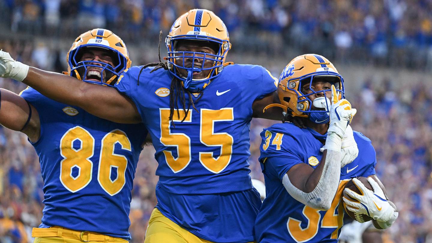 Veteran Guard Sheds Light on Pitt Panthers OL Teammates
