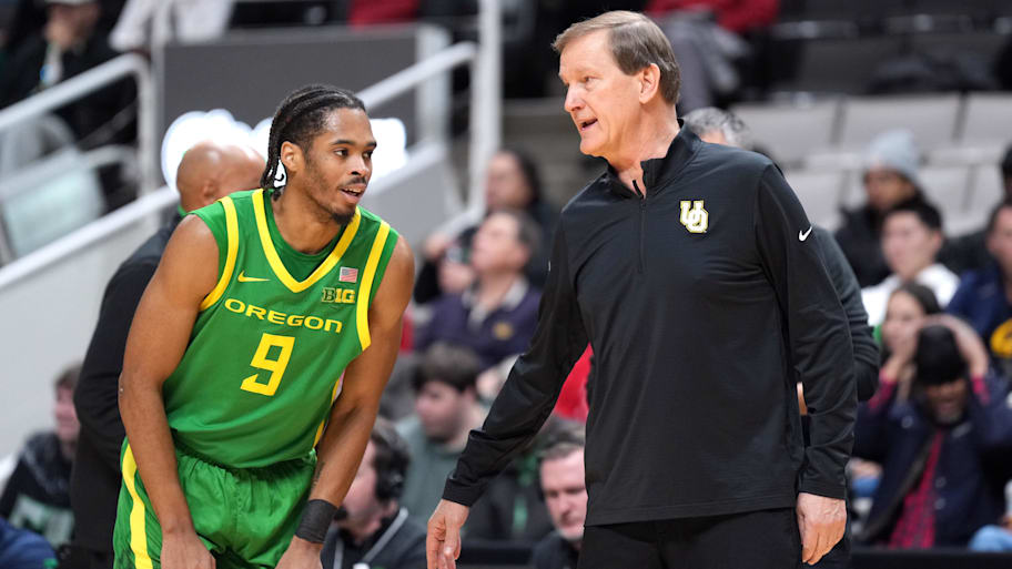 Oregon Ducks Center Nate Bittle Earns MVP in Win Over Stanford Cardinal ...