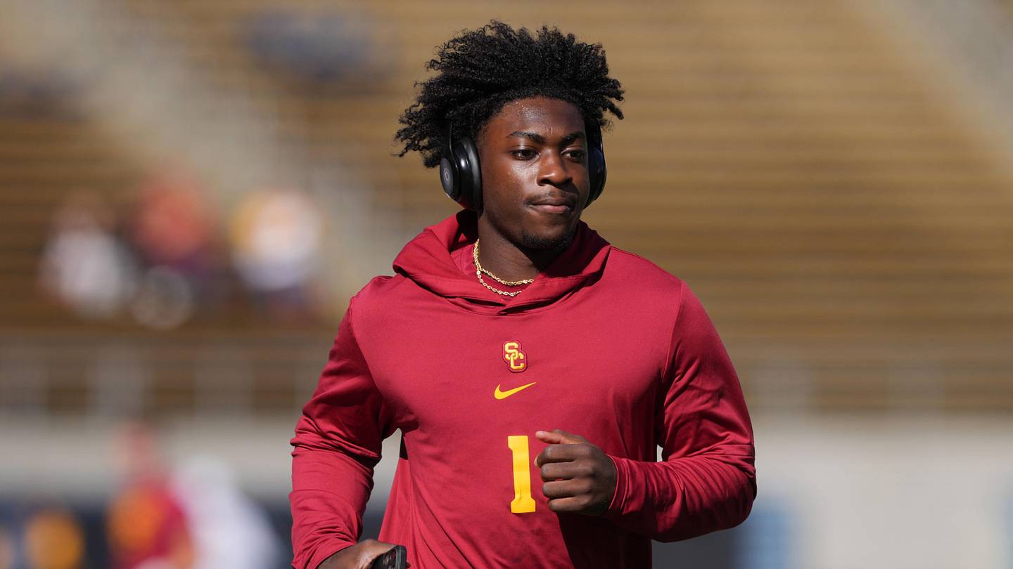USC Trojans Wide Receiver Transfer Zachariah Branch Predicted To ...
