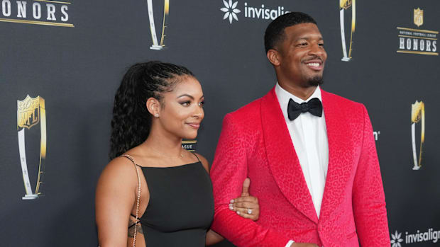 Fox Sports Proclaims Jameis Winston 'Undisputed King Of The Internet'