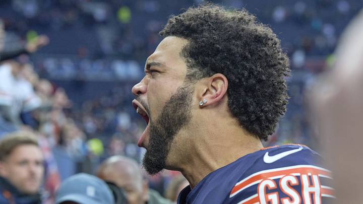 Chicago Bears QB Caleb Williams visibly frustrated in practice