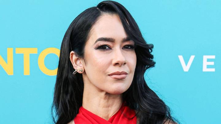 AJ Lee Wins Return Match Alongside CM Punk At WWE Wrestlepalooza
