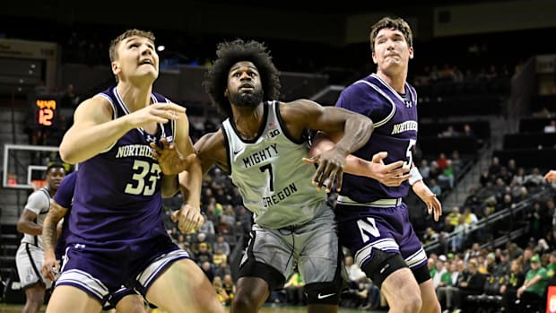 How To Watch Oregon Ducks vs. Rutgers: Preview, Prediction, TV Channel