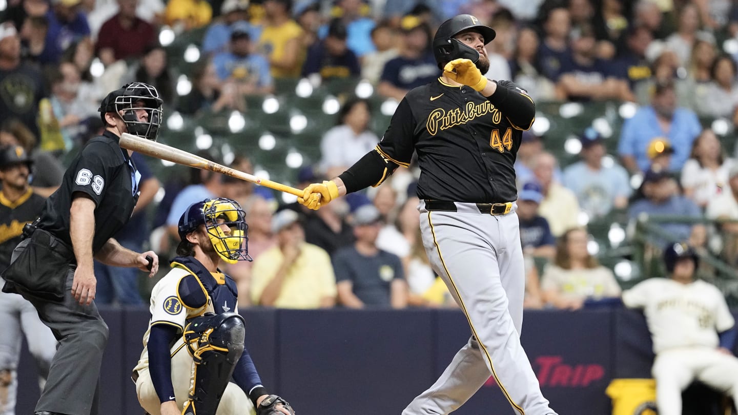 Rowdy Tellez puts exclamation point on scorching hot streak with ... Rowdy Tellez puts exclamation point on scorching hot streak with ...