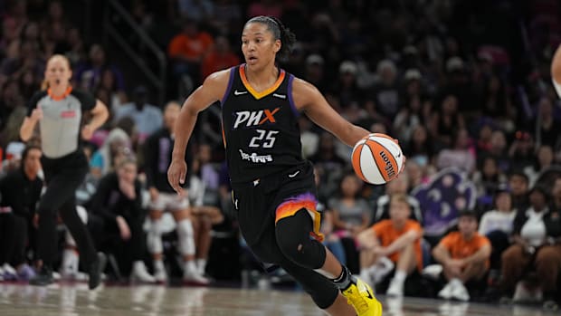 Remembering Phoenix's Performance In This Year's Season Series