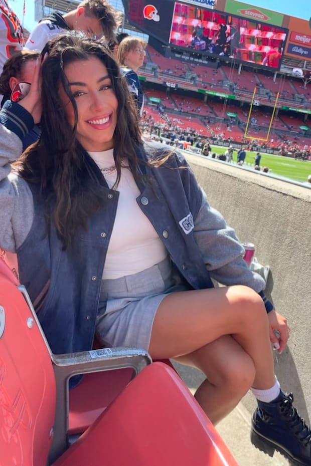 Dak Prescott’s girlfriend Sarah Jane Ramos awkwardly posts one Cowboys ‘highlight’