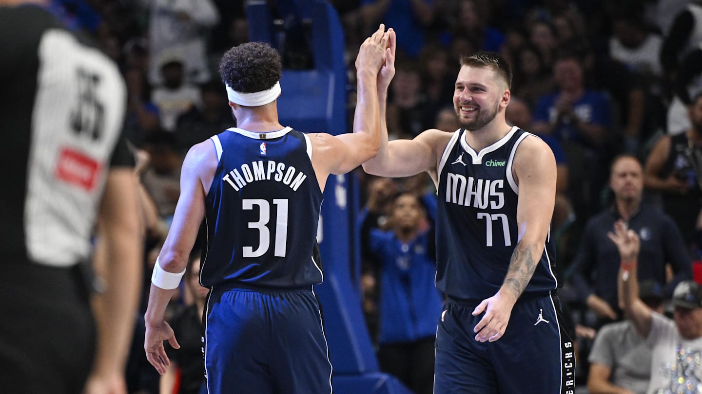 Luka Doncic's Pass To Klay Thompson Went Viral In Suns-Mavs Game