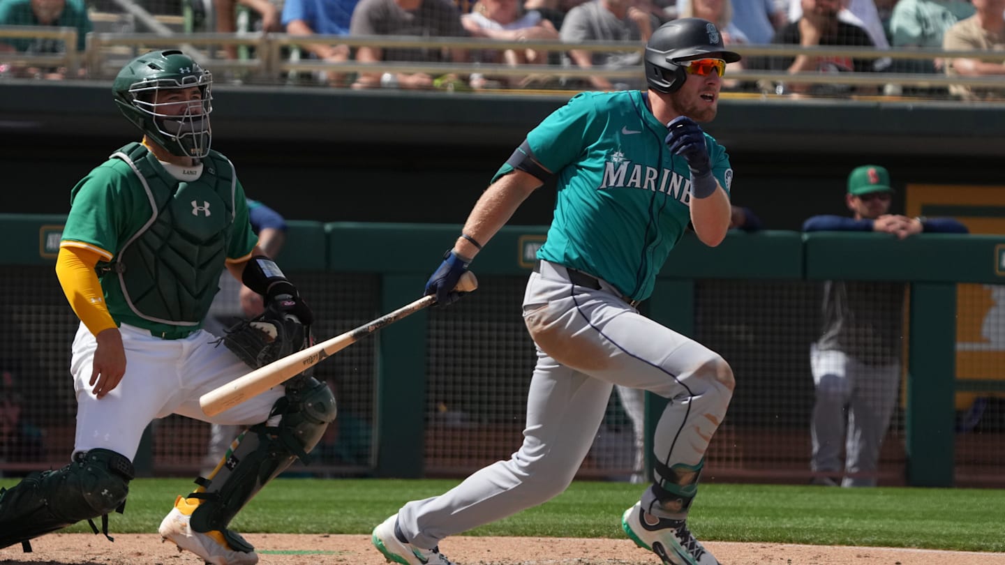 Giant red Nintendo patch is just what the doctor ordered for Seattle ...