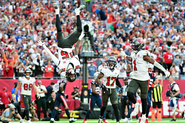 Tez Johnson Jokes About Bo Nix Stealing His Position