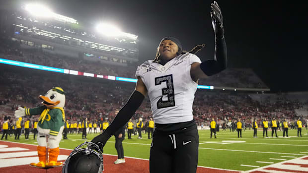 Oregon Ducks' Dan Lanning Used Wisconsin Badgers Tradition As ...