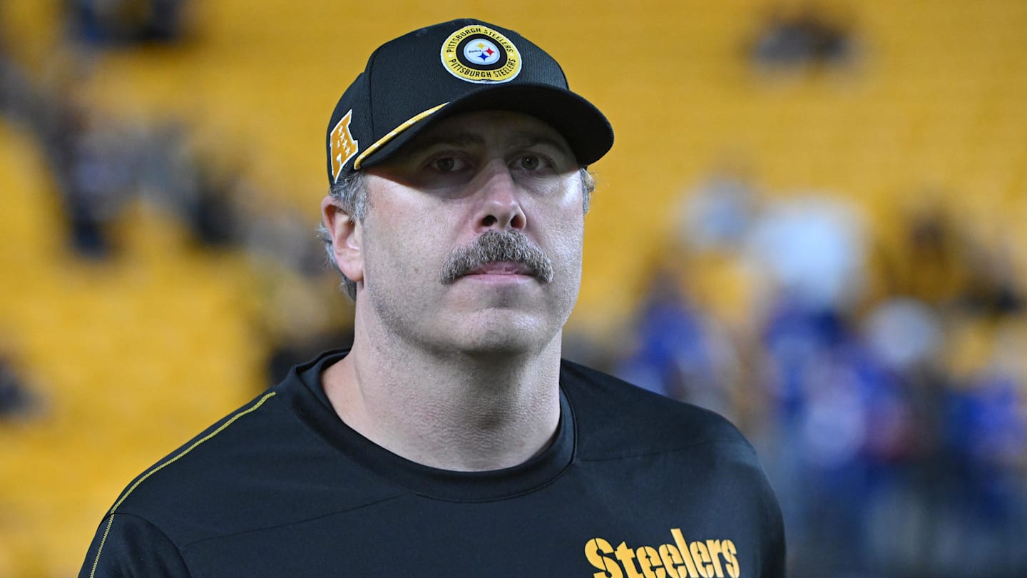 Pittsburgh Steelers OC Named Candidate for Head Coach Job