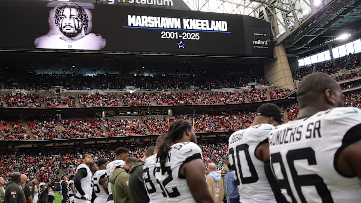 Raiders have classy tribute for Cowboys' Marshawn Kneeland before MNF