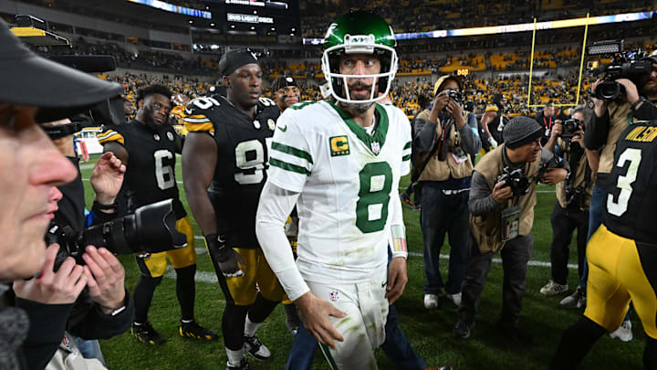 Robert Griffin III Urges NFC Team To Steal Aaron Rodgers From Steelers