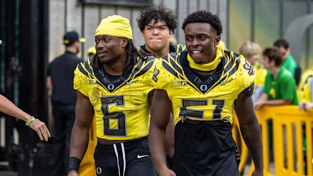 Oregon Ducks Running Back Jordan James Names 'Next Bucky Irving'