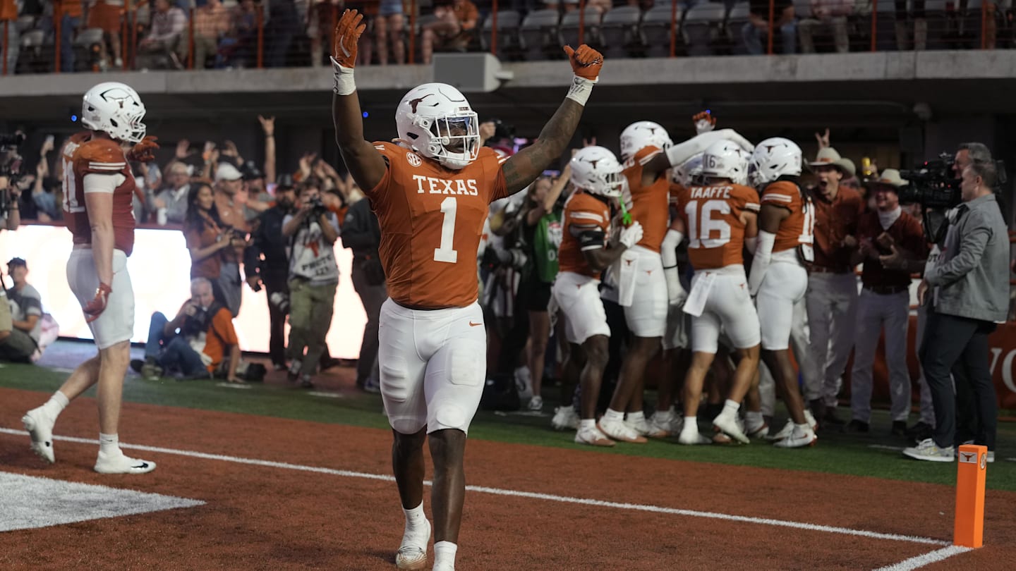 Arch Manning Leads Texas Longhorns to Victory | Arkansas Game Recap ...