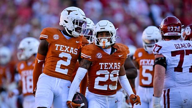 3 Texas Longhorns Plays That Changed the Tide of the Red River Rivalry