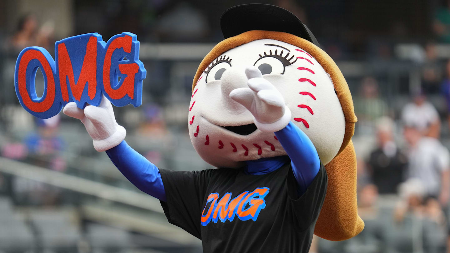 What is the 'OMG' Sign the Mets Celebrate With?