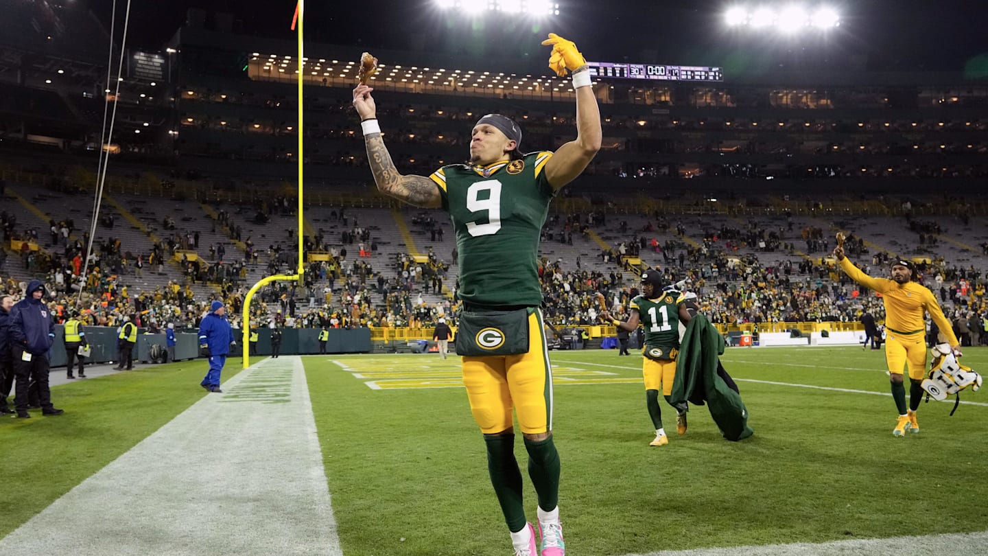 Packers Beat Dolphins: Snaps, Stud, Dud, Defining Play
