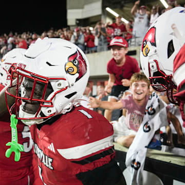 Highlights, Photos and Notes: Louisville Football 28, James Madison 14