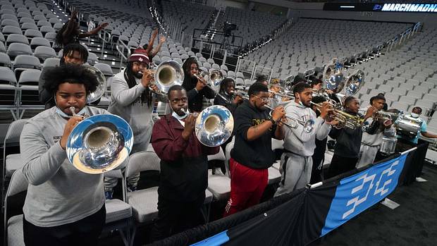 Texas Southern University Unveils New Motor Coach For Athletics Department