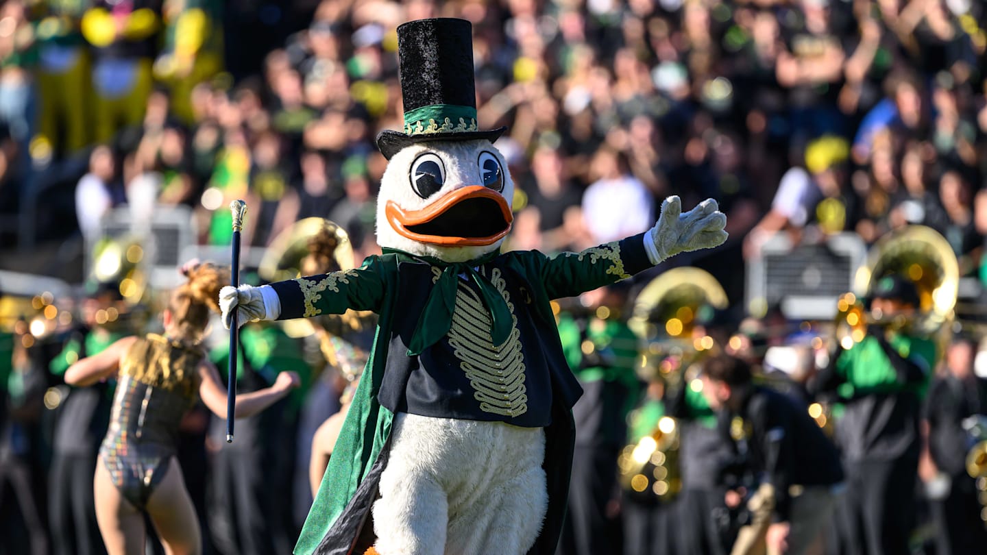 Oregon Announces Legendary Ducks Athlete Will Serve As 'College GameDay ...