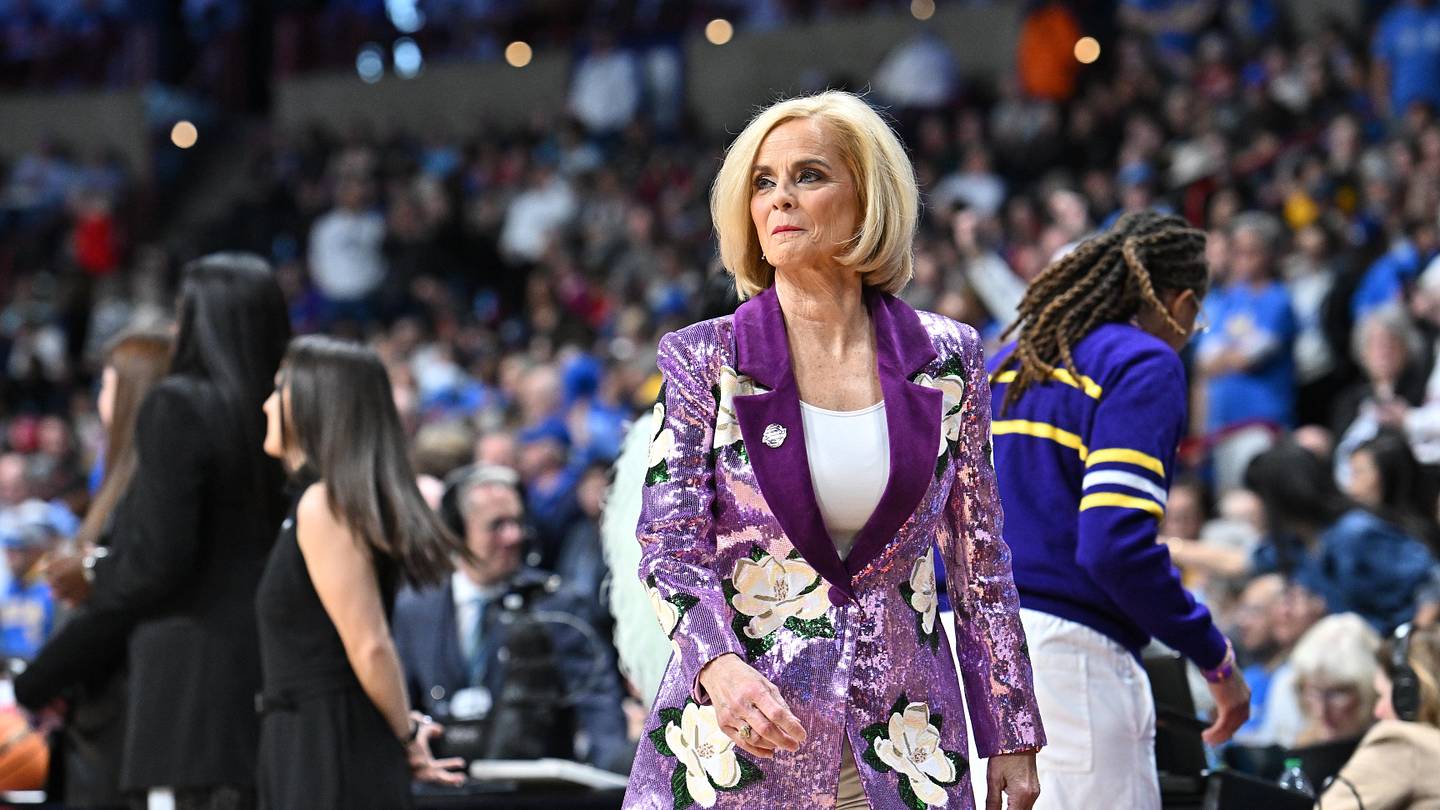 Kim Mulkey, LSU Women's Basketball to Take Center Stage at SEC Media Day