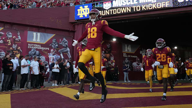 USC Trojans Coach Rob Ryan Enamored by Linebackers Desman Stephens ...