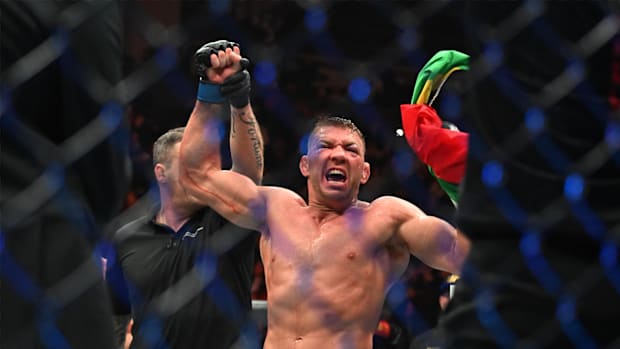 UFC 319 pre-fight press conference live stream for Du Plessis vs. Chimaev