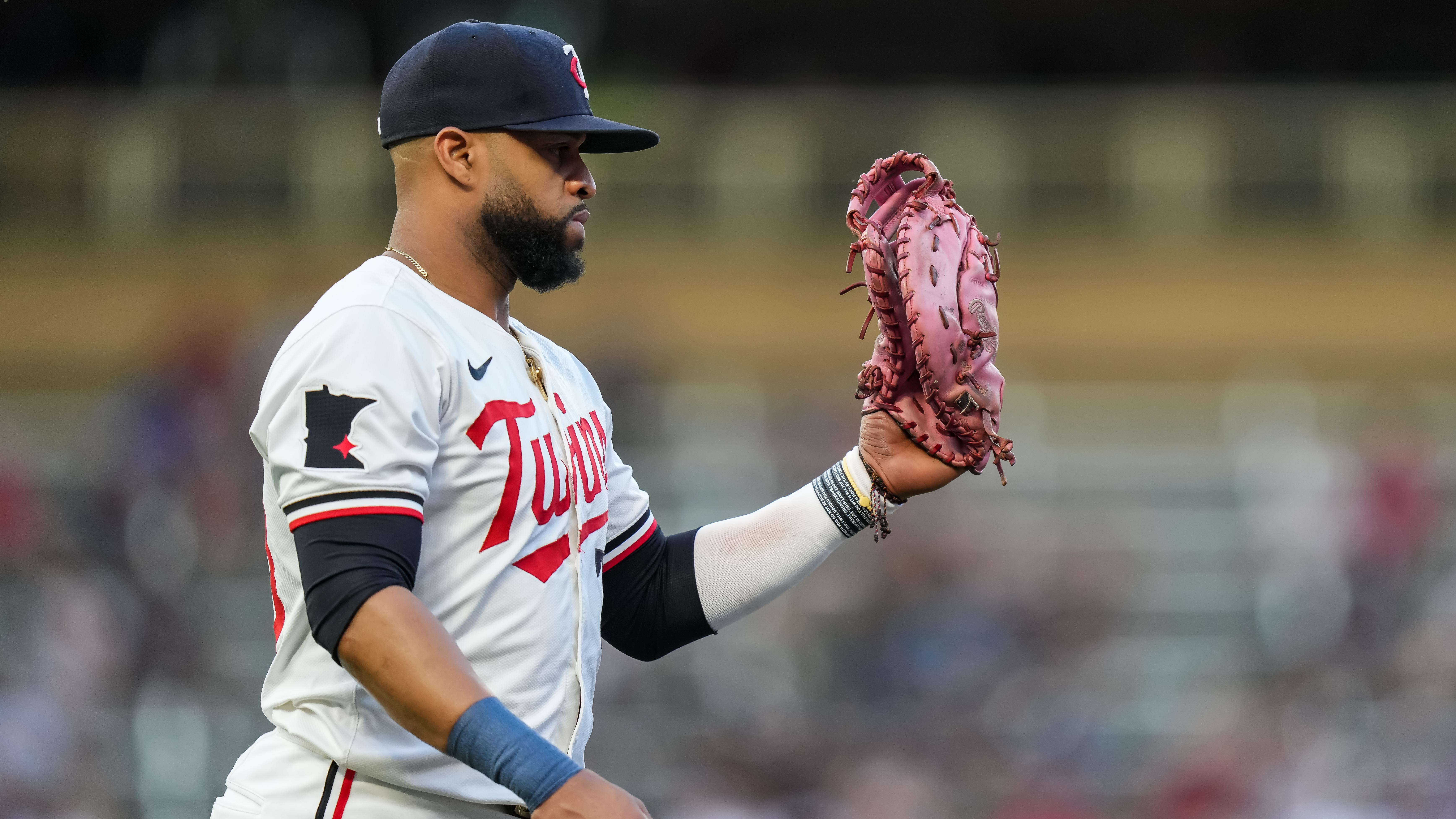 Astros are annoyingly linked to two former Twins players in free agency