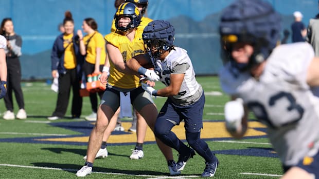 PHOTO GALLERY: Get an Inside Look at Day 2 of Spring Practice