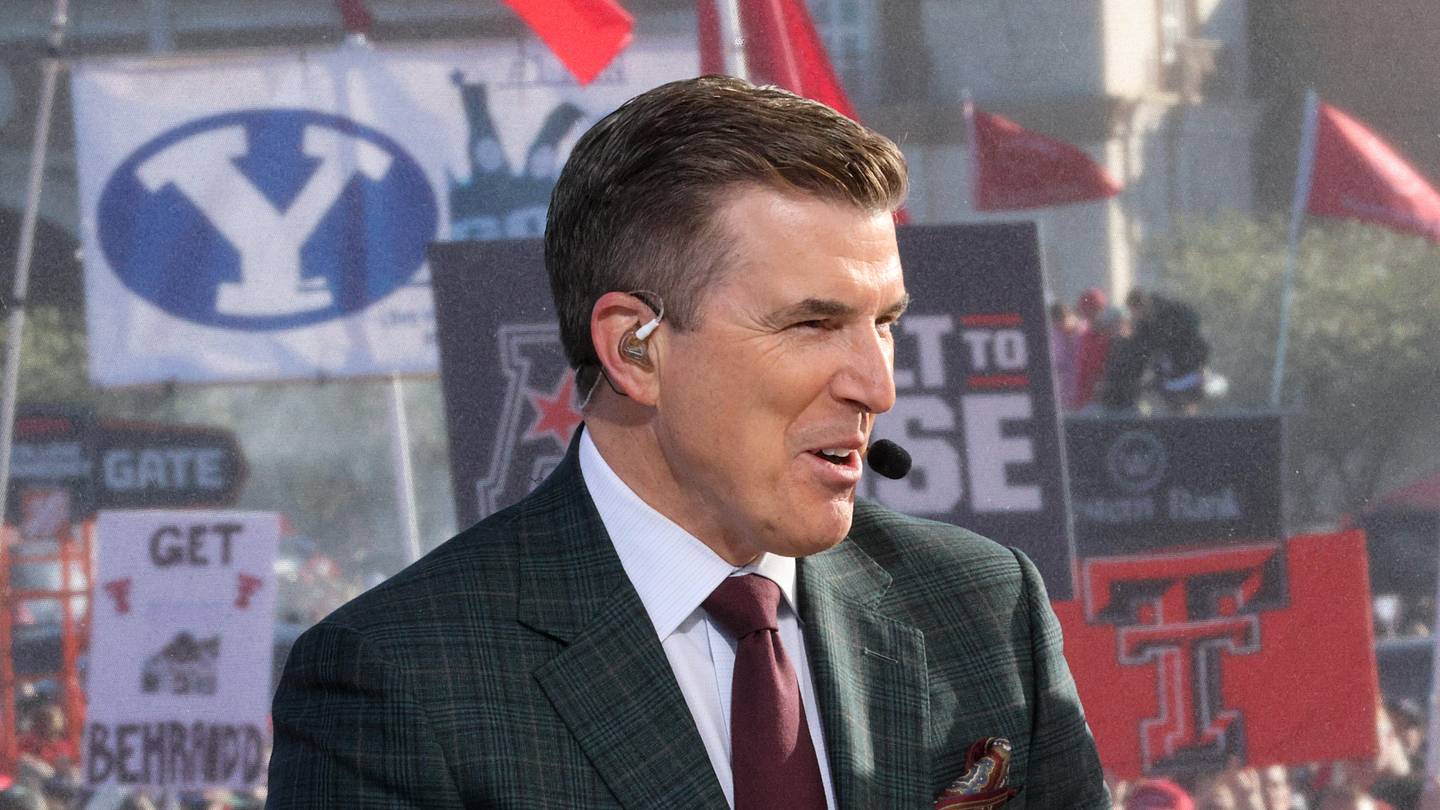 Rece Davis names school with 'tremendous' College GameDay atmosphere ...