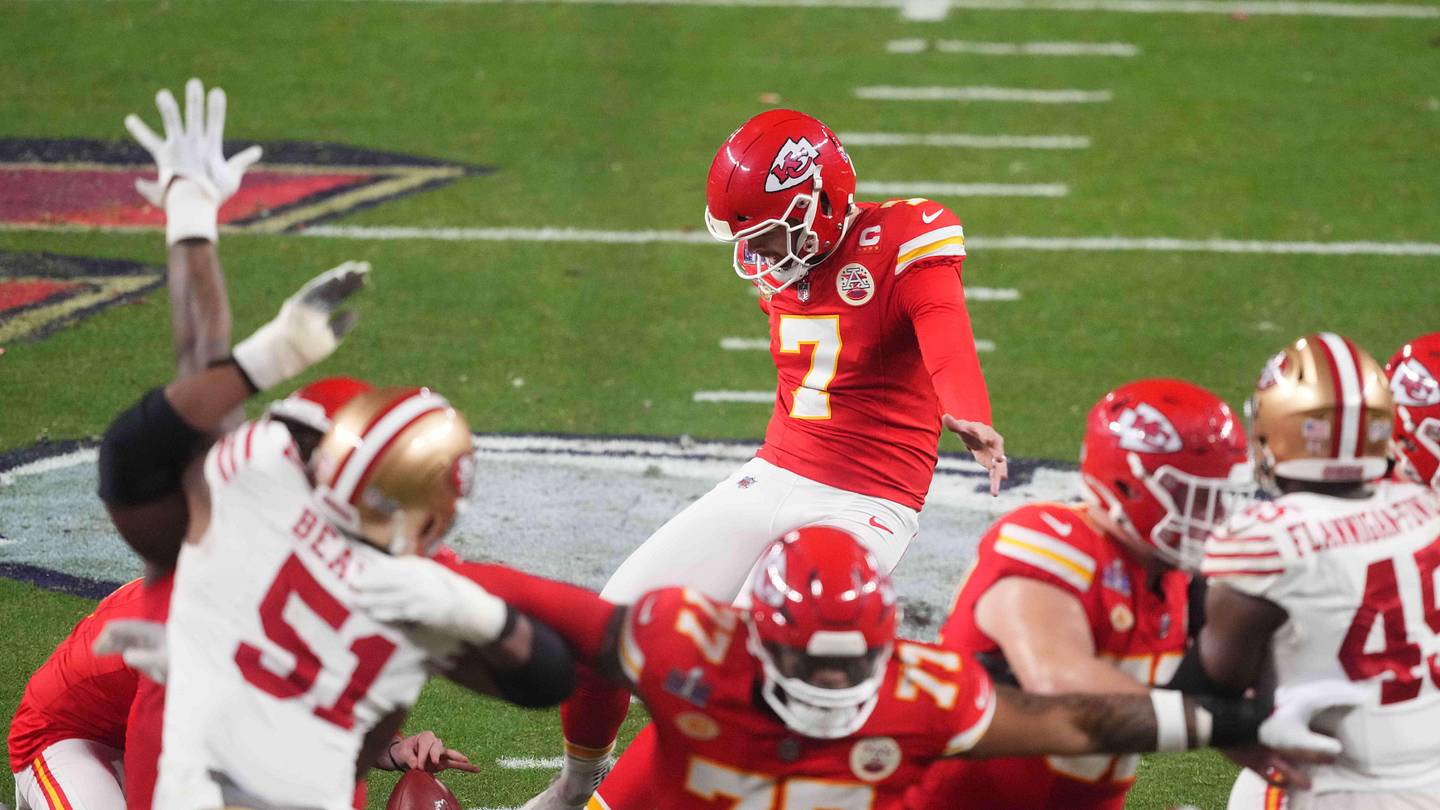 10 Longest Field Goals in Super Bowl History