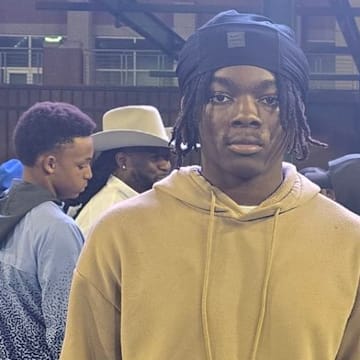 Will Deion Sanders Reunite with Former Hog Jerry Jones?