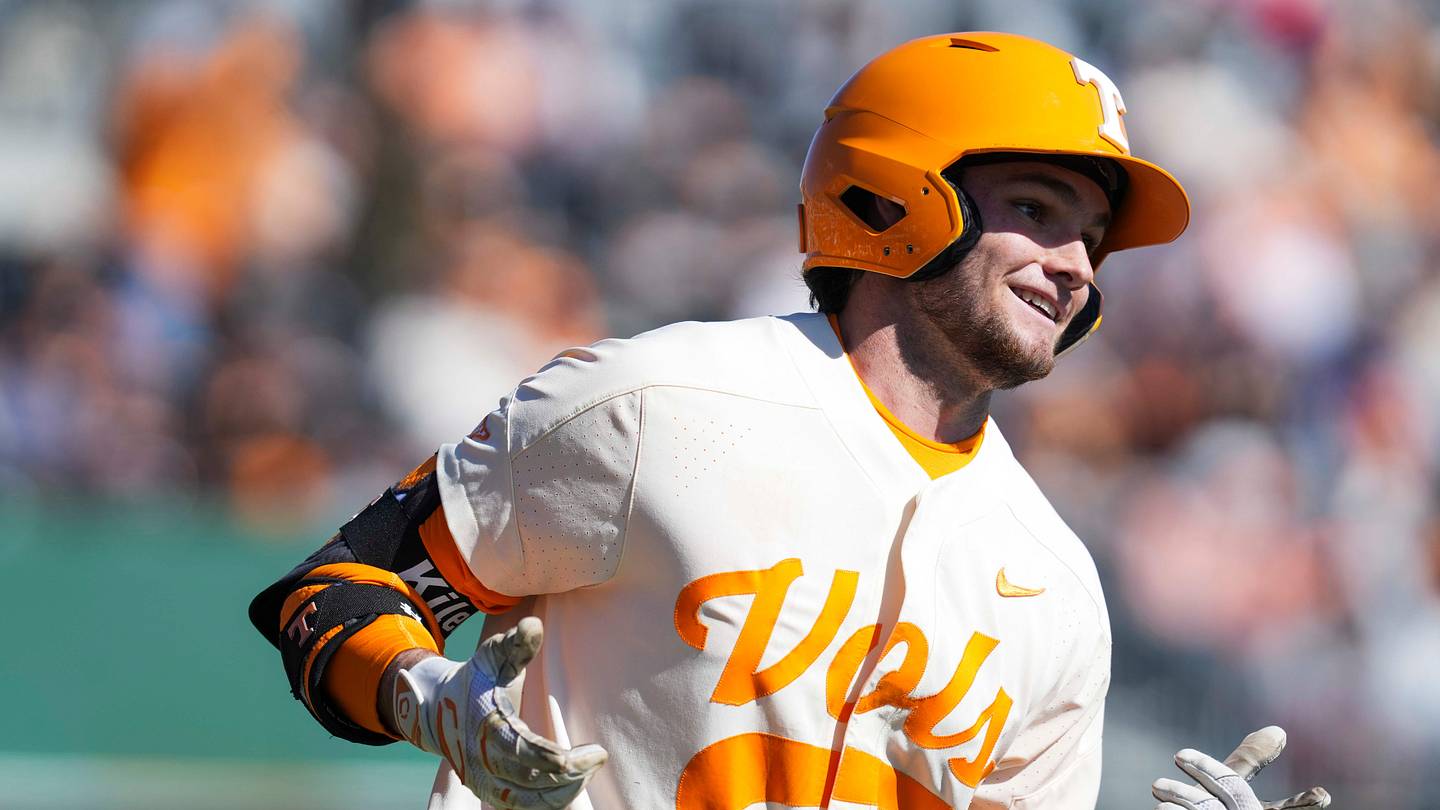 Tennessee Baseball Looks to Stay Perfect Against North Alabama