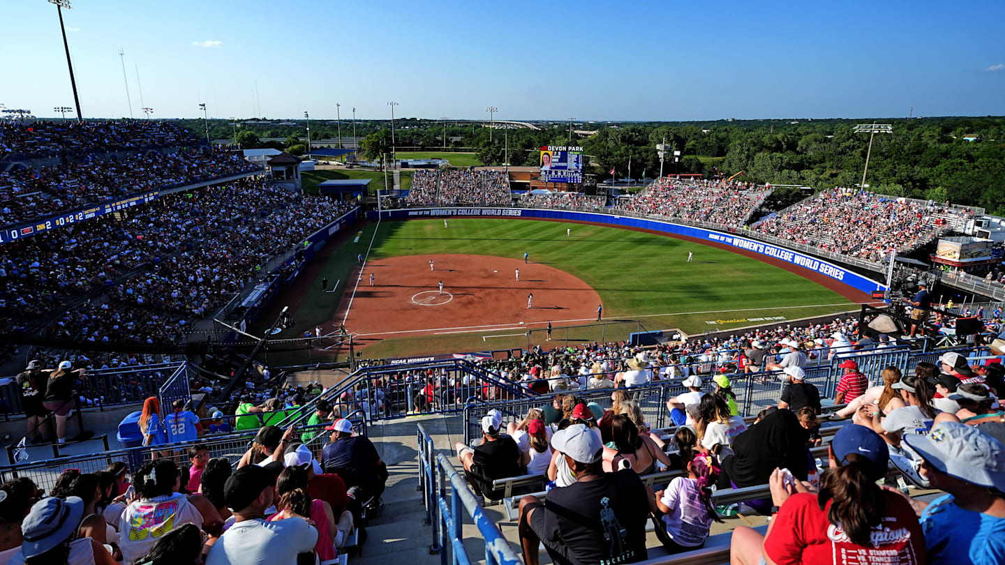 UCLA's Roman Martin Named Most Outstanding Player at LA Regional
